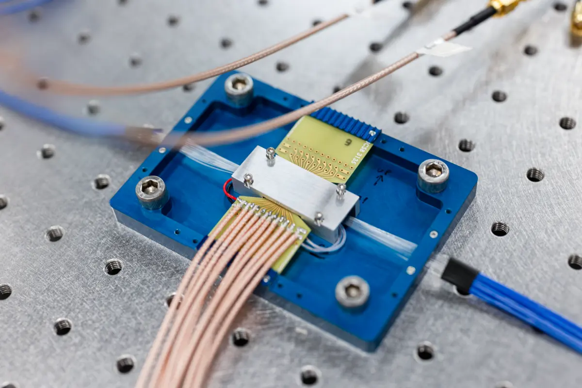 Cisco präsentiert Quantenchip-Prototyp – Meilenstein für das ...